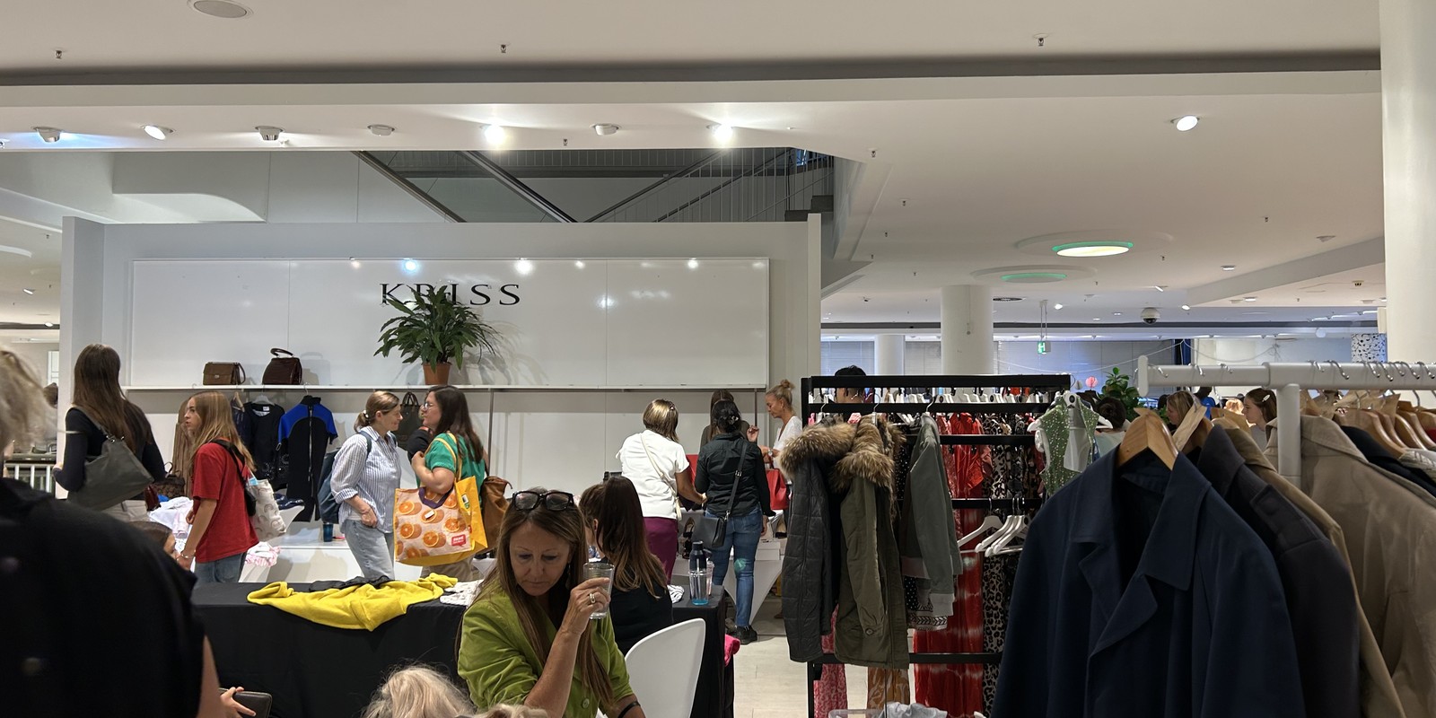 Stadthof Hanau lädt zum Designer und Secondhand Flohmarkt mit ...